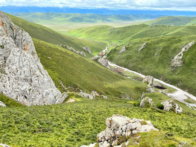 Explore the Jigan Trek: Mongolia-Tibetan Culture Adventure